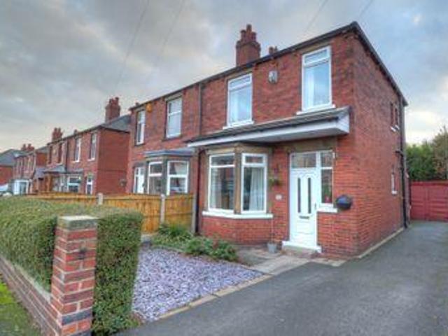 3 Bedrooms Semi detached house for sale in Malvern Road, Dewsbury WF12