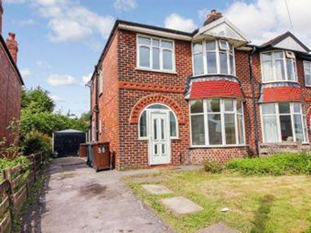 3 Bedrooms Semi detached house for sale in Manchester Road, Bury BL9