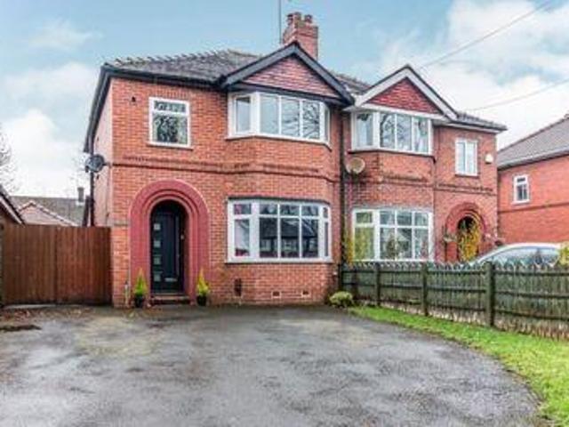 3 Bedrooms Semi detached house for sale in Manor Avenue, Sale, Manchester, Greater Manchester M33