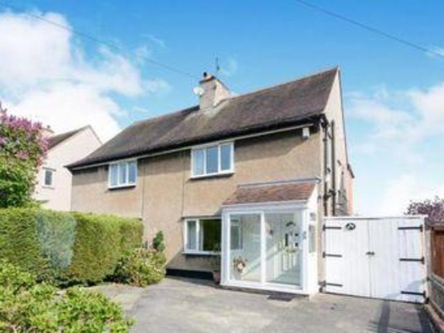 3 Bedrooms Semi detached house for sale in Manor Road, Chesterfield, Derbyshire S40