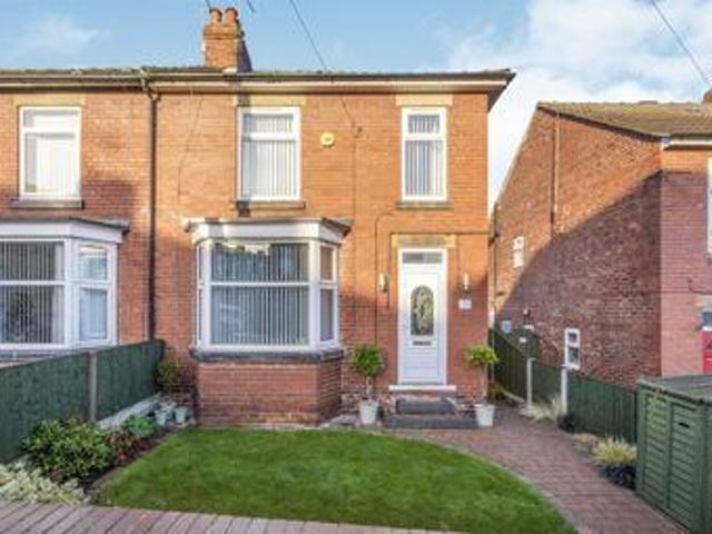 3 Bedrooms Semi detached house for sale in Manor Road, Swinton, Mexborough S64