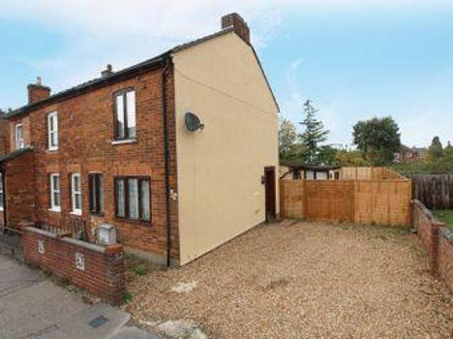 3 Bedrooms Semi detached house for sale in Margetts Road, Kempston, Bedford MK42