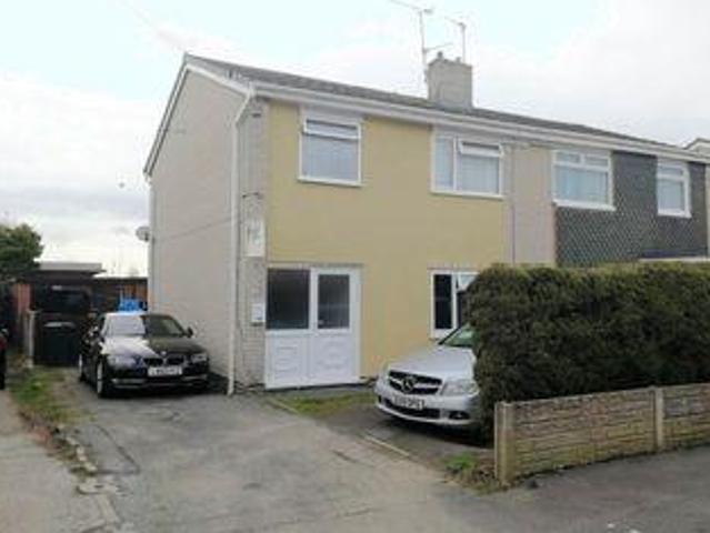 3 Bedrooms Semi detached house for sale in Marnel Drive, Pentre, Deeside CH5
