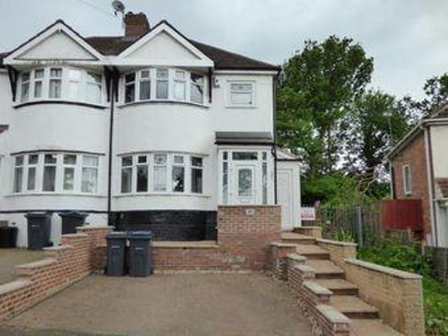 3 Bedrooms Semi detached house for sale in Marsham Road, Kings Heath, Birmingham, West Midlands B14