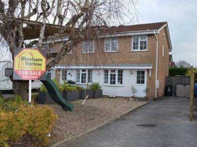 3 Bedrooms Semi detached house for sale in Meadowbank, Worle, Weston Super Mare BS22