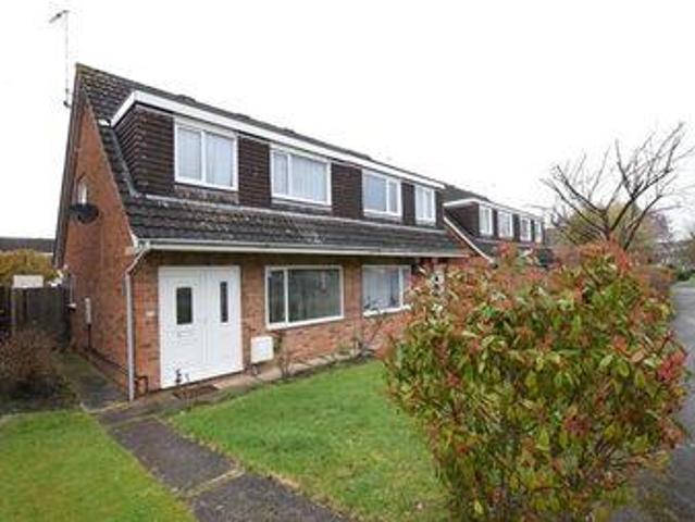 3 Bedrooms Semi detached house for sale in Medoc Close, Cheltenham, Gloucestershire GL50