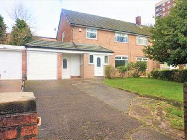3 Bedrooms Semi detached house for sale in Menlove Avenue, Liverpool L25