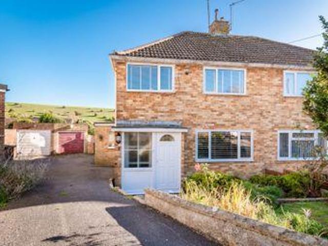 3 Bedrooms Semi detached house for sale in Merston Close, Brighton BN2