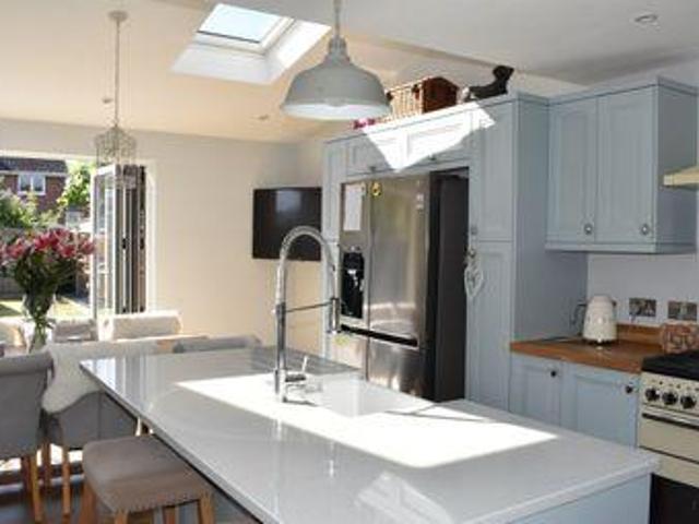 3 Bedrooms Semi detached house for sale in Mitton, Tewkesbury GL20