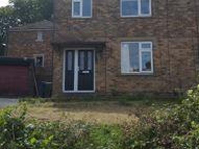 3 Bedrooms Semi detached house for sale in Mickledore Ridge, Bradford BD8
