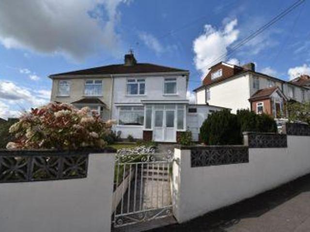 3 Bedrooms Semi detached house for sale in Middle Road, Kingswood, Bristol BS15