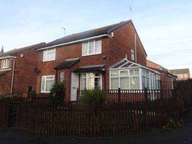 3 Bedrooms Semi detached house for sale in Middleton Avenue, Burmantofts LS9