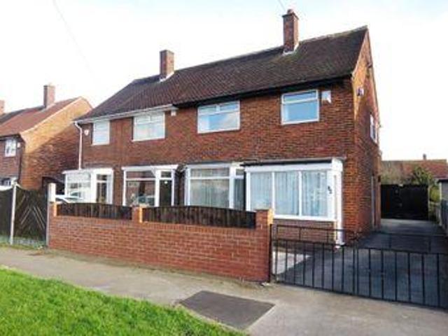 3 Bedrooms Semi detached house for sale in Mill Green View, Leeds LS14