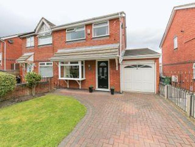 3 Bedrooms Semi detached house for sale in Millbeck Crescent, Pemberton, Wigan WN5