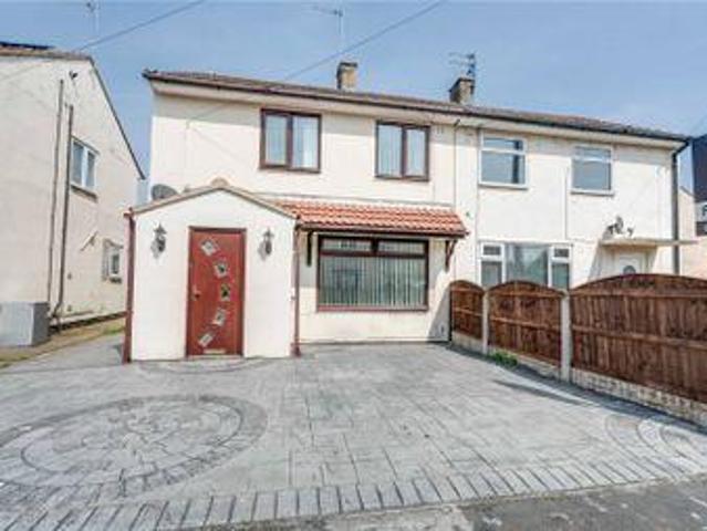 3 Bedrooms Semi detached house for sale in Milton Grove, Armthorpe, Doncaster DN3