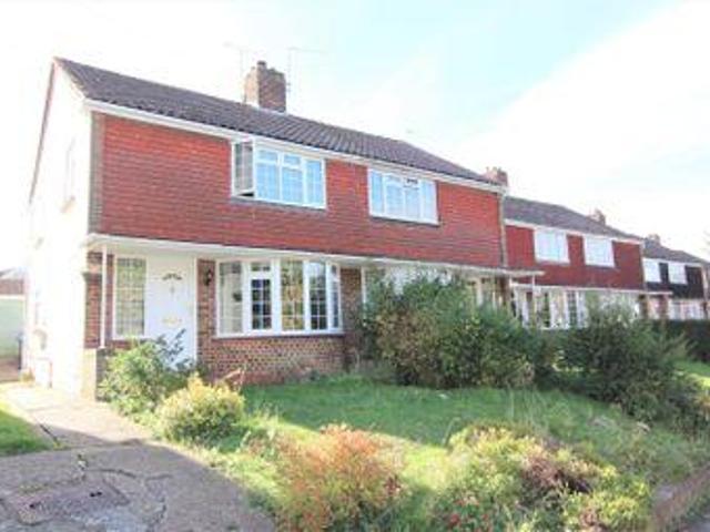 3 Bedrooms Semi detached house for sale in Noel Green, Burgess Hill RH15
