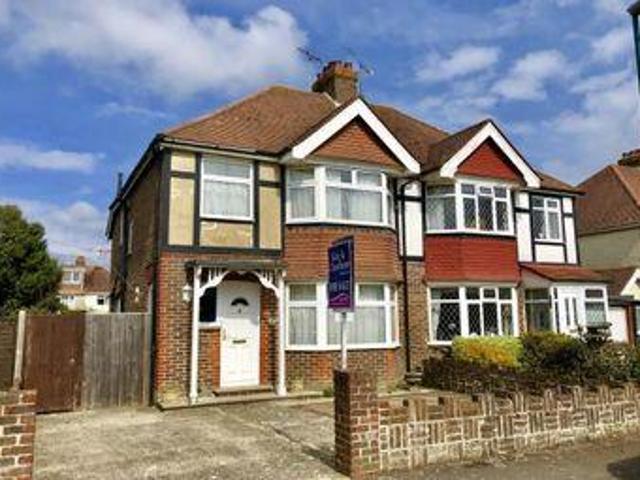 3 Bedrooms Semi detached house for sale in Norbren Avenue, Bognor Regis, West Sussex PO21