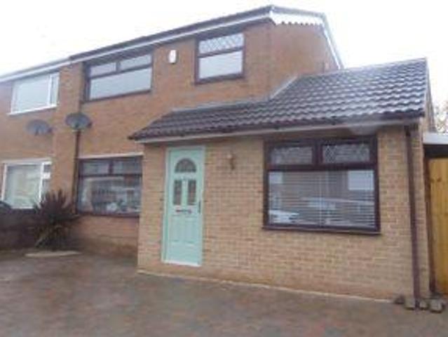 3 Bedrooms Semi detached house for sale in Normanby Drive, Connah´s Quay, Deeside CH5