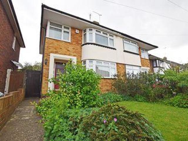3 Bedrooms Semi detached house for sale in Northumberland Avenue, Rainham ME8