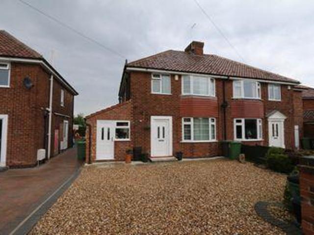 3 Bedrooms Semi detached house for sale in North Lane, York YO24