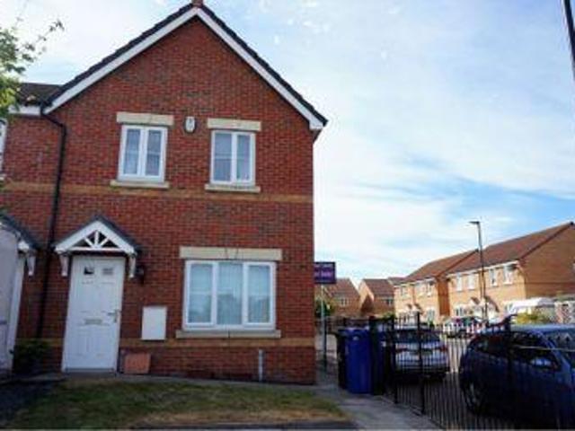 3 Bedrooms Semi detached house for sale in Northfield Avenue, Doncaster DN5