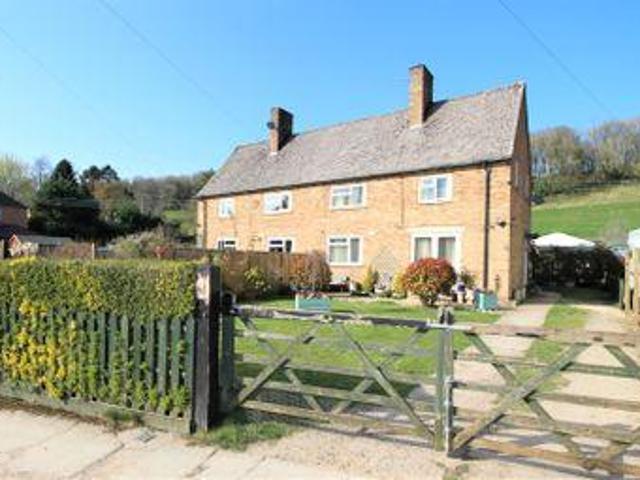 3 Bedrooms Semi detached house for sale in Naunton, Cheltenham GL54