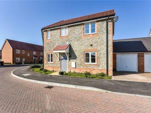 3 Bedrooms Semi detached house for sale in Navigation Drive, Yapton, West Sussex BN18