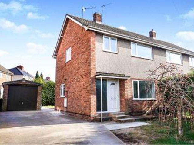 3 Bedrooms Semi detached house for sale in Naseby Close, Hatfield DN7