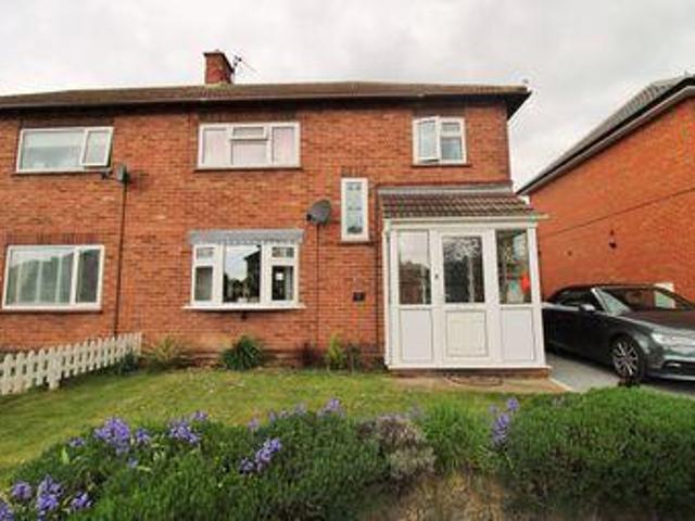 3 Bedrooms Semi detached house for sale in Nash Close, Colchester CO3