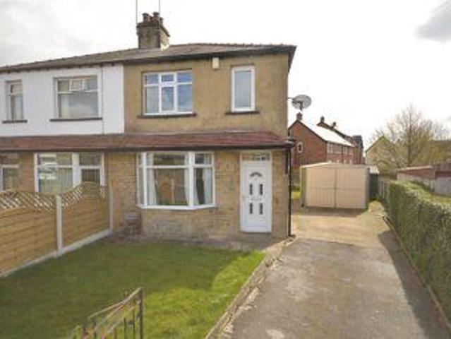 3 Bedrooms Semi detached house for sale in Nethercliffe Road, Guiseley, Leeds, West Yorkshire LS20