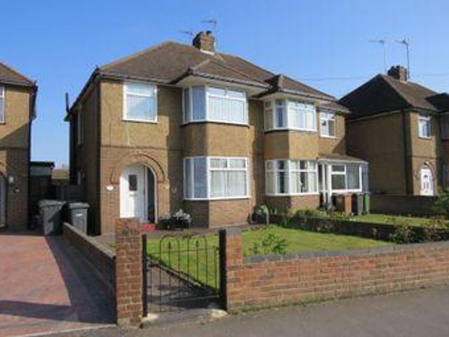 3 Bedrooms Semi detached house for sale in Neville Road, Luton LU3