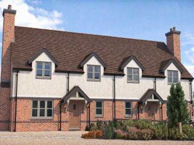 3 Bedrooms Semi detached house for sale in New Farm Court, Tilston Road, Malpas SY14