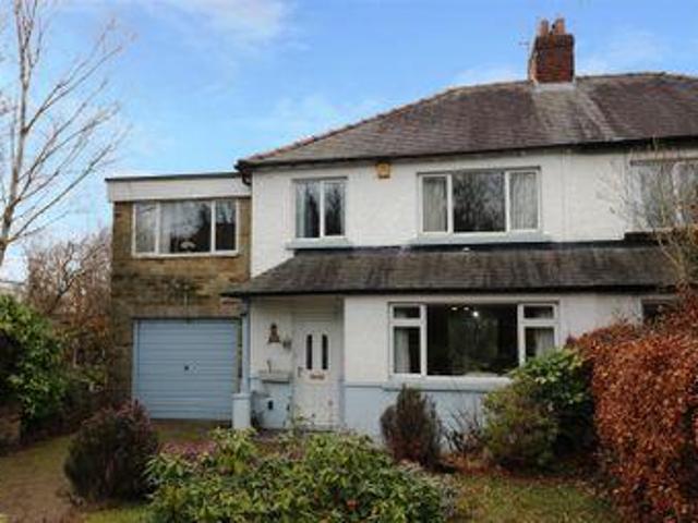 3 Bedrooms Semi detached house for sale in New Road Side, Rawdon, Leeds LS19