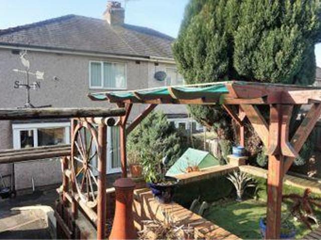 3 Bedrooms Semi detached house for sale in Newby Drive, Lancaster LA1