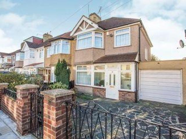 3 Bedrooms Semi detached house for sale in Newnham Way, Harrow HA3