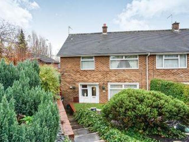 3 Bedrooms Semi detached house for sale in Newton Road, Nottingham NG4