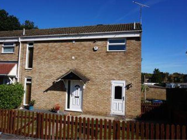 3 Bedrooms Semi detached house for sale in Nutley, Bracknell RG12