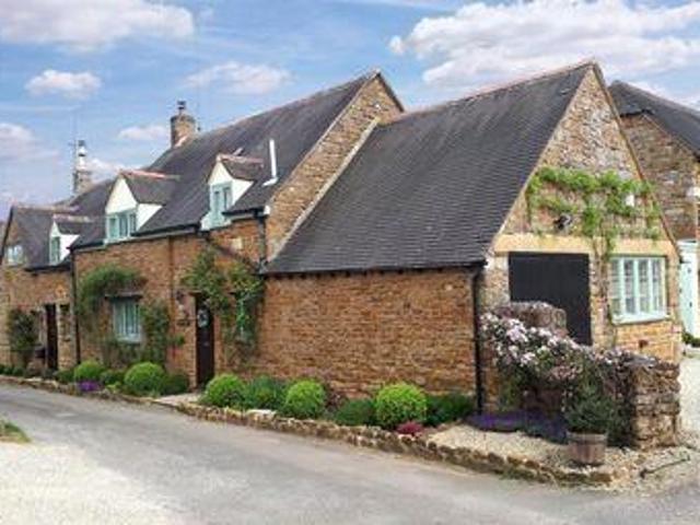 3 Bedrooms Semi detached house for sale in South Newington, Banbury, Oxfordshire OX15