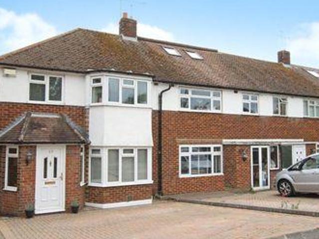 3 Bedrooms Semi detached house for sale in Southlands Avenue, South Orpington, Kent BR6
