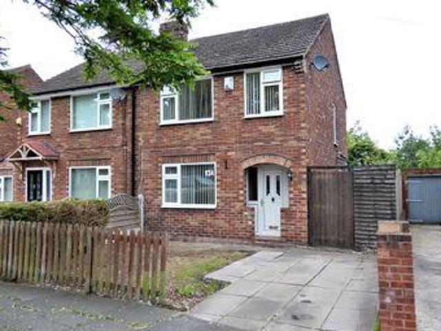 3 Bedrooms Semi detached house for sale in Saughall Road, Blacon, Chester CH1
