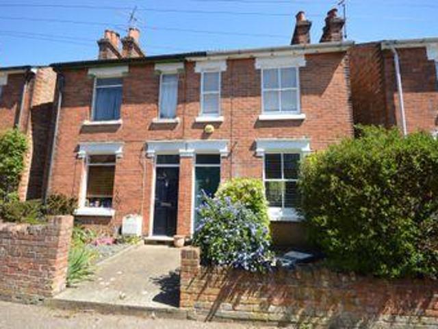 3 Bedrooms Semi detached house for sale in Scarletts Road, Colchester CO1