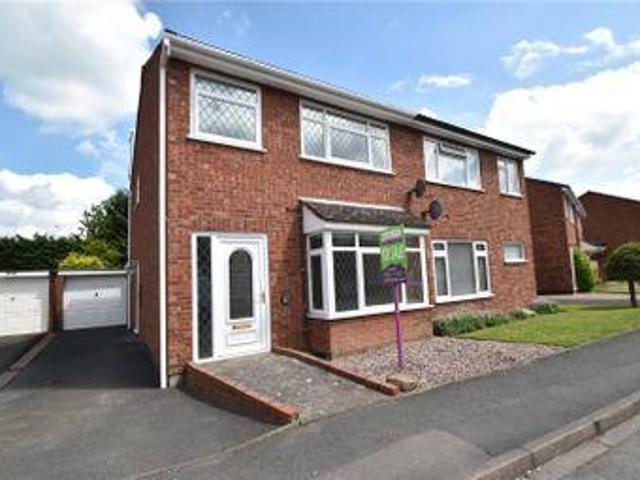 3 Bedrooms Semi detached house for sale in School Road, Wychbold, Droitwich, Worcestershire WR9