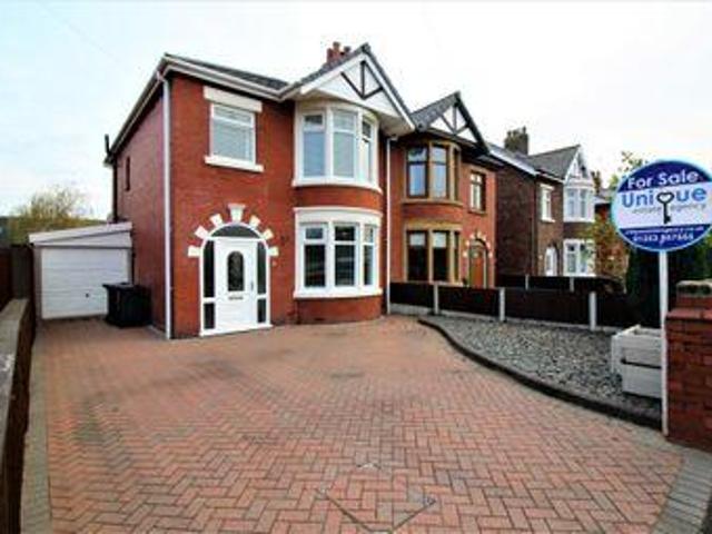 3 Bedrooms Semi detached house for sale in School Road, Thornton Cleveleys FY5