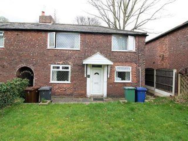 3 Bedrooms Semi detached house for sale in Scholes Walk, Prestwich, Manchester M25
