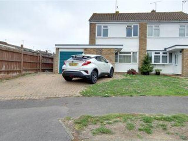 3 Bedrooms Semi detached house for sale in Seymour Avenue, Shinfield, Reading, Berkshire RG2