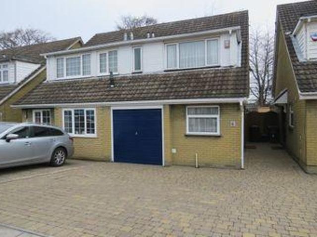 3 Bedrooms Semi detached house for sale in Seaton Road, Luton LU4