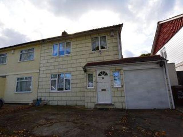 3 Bedrooms Semi detached house for sale in Seddon Road, Morden SM4