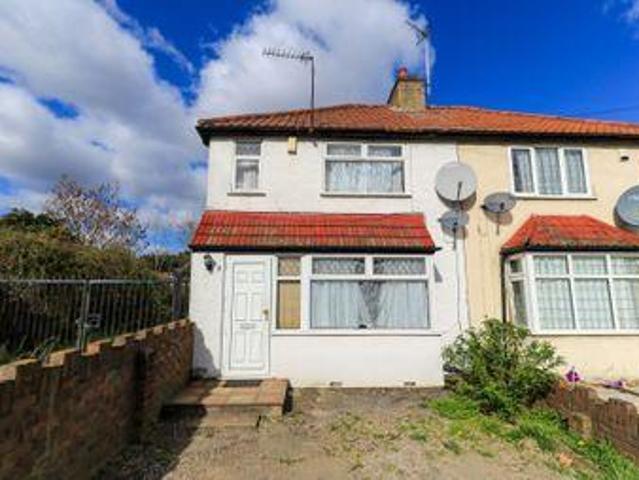 3 Bedrooms Semi detached house for sale in Sharon Road, Enfield, London EN3