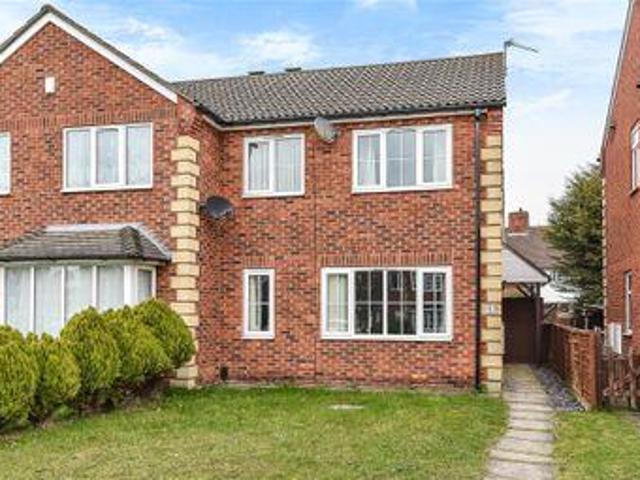 3 Bedrooms Semi detached house for sale in Shays Drive, Lincoln LN6
