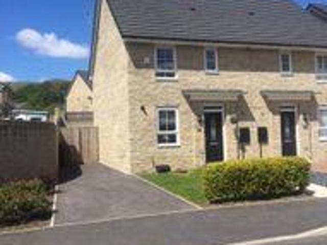 3 Bedrooms Semi detached house for sale in Shopwood Way, Littleborough OL15